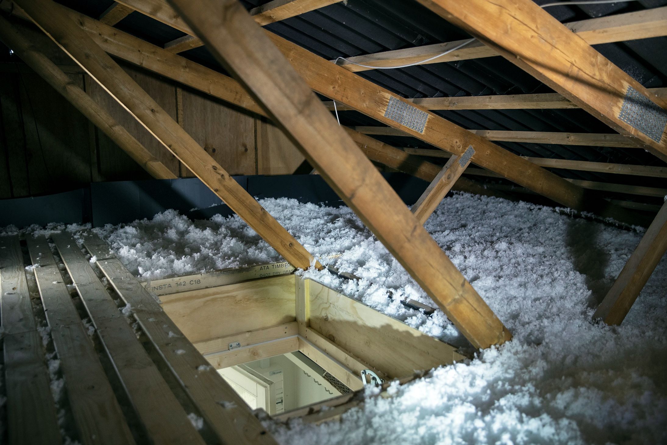 Isolering - Tag Rens A/S | Loftrum og hulmur isolering